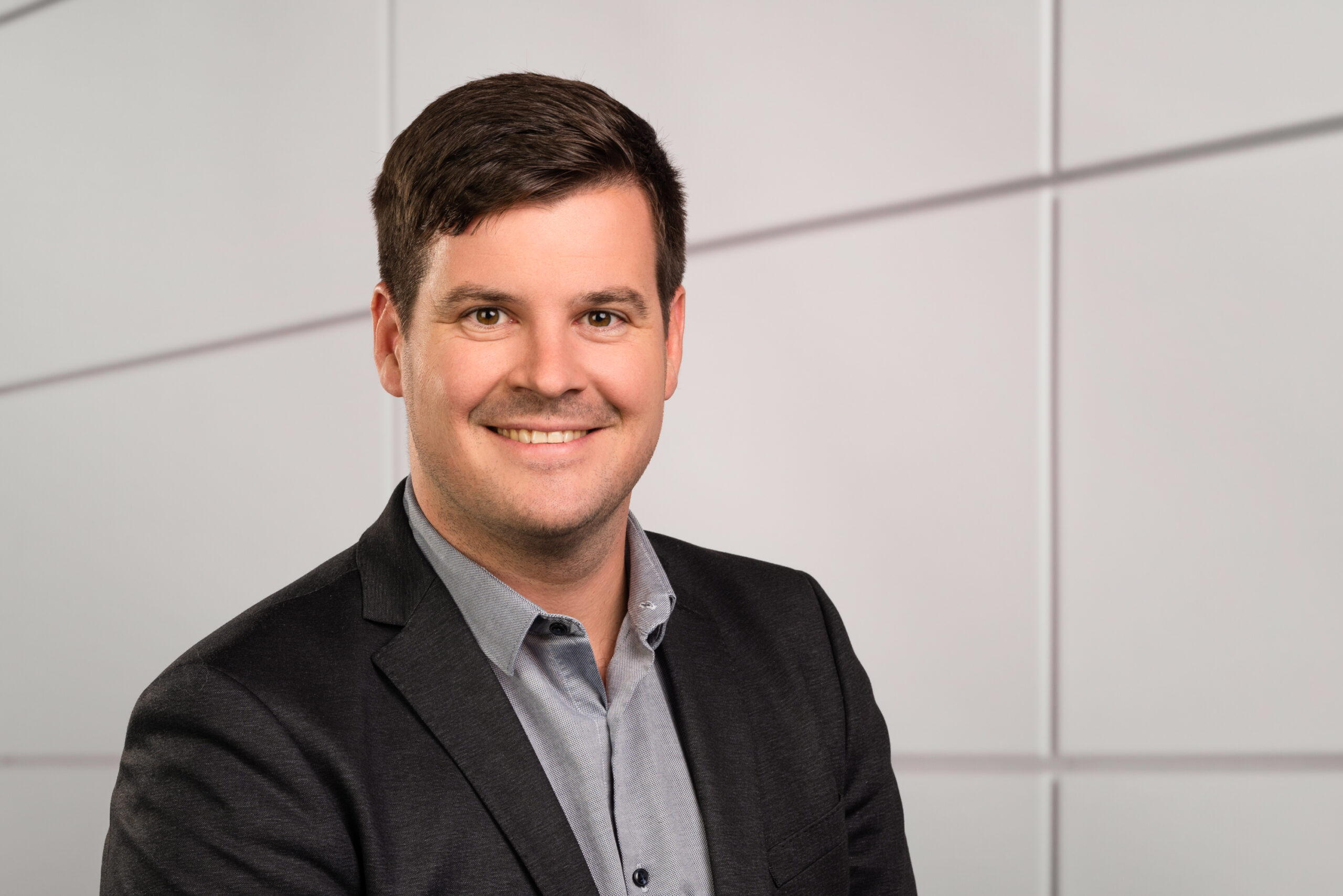 Javno preizkusno predavanje dr. Nejca Brezovarja - Fakulteta za upravo